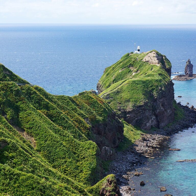 Cape Kamui, Shakotan - Hokkaido A4JP Travel Guide